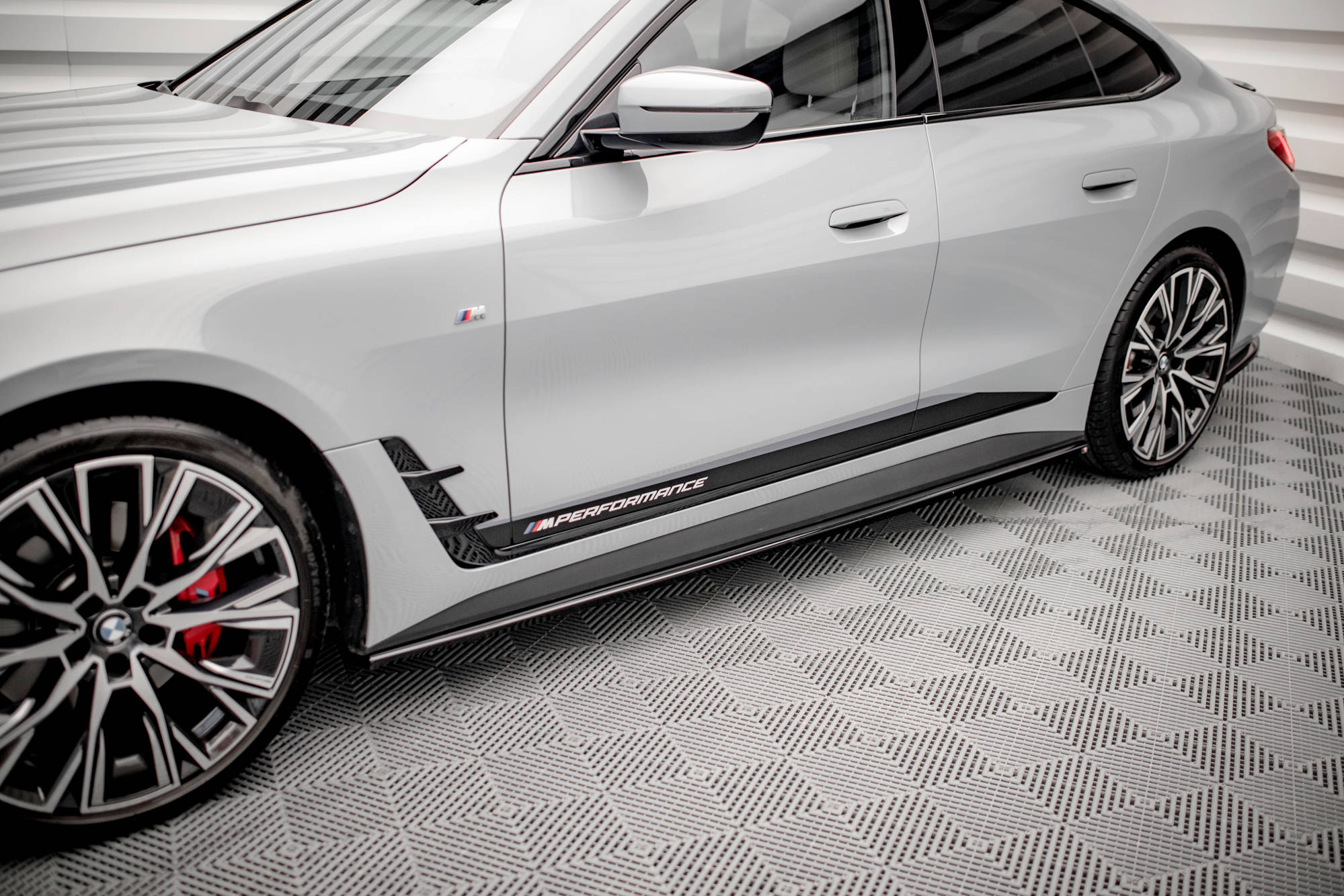 BMW I4 M-Pack G26 2021+ Sidokjolar / Sidokjolar / Sidoextensions V.2 ...