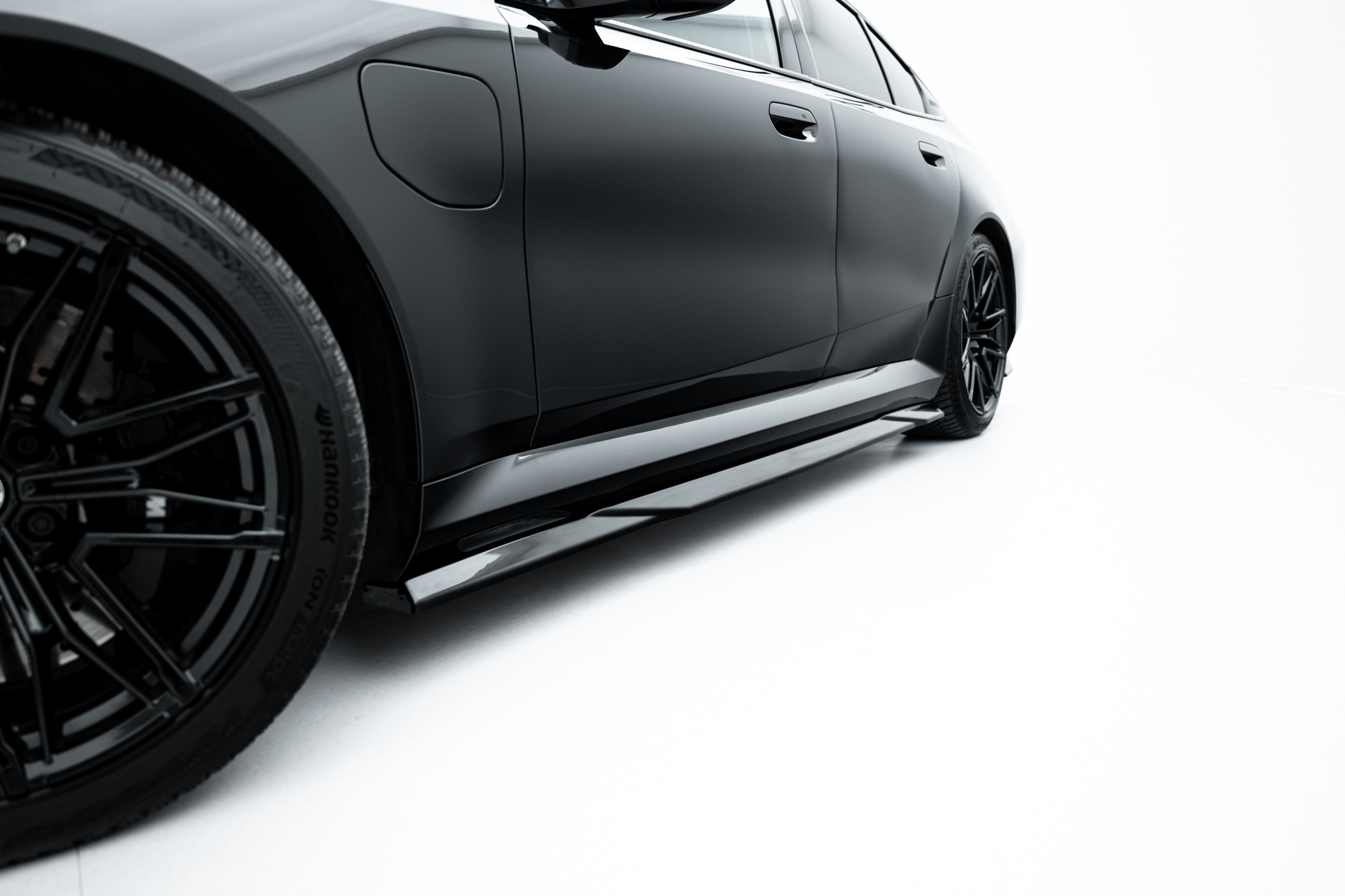 BMW M5 Sedan / Touring G90 2024+ Sidoextensions Maxton Design | DDESIGN