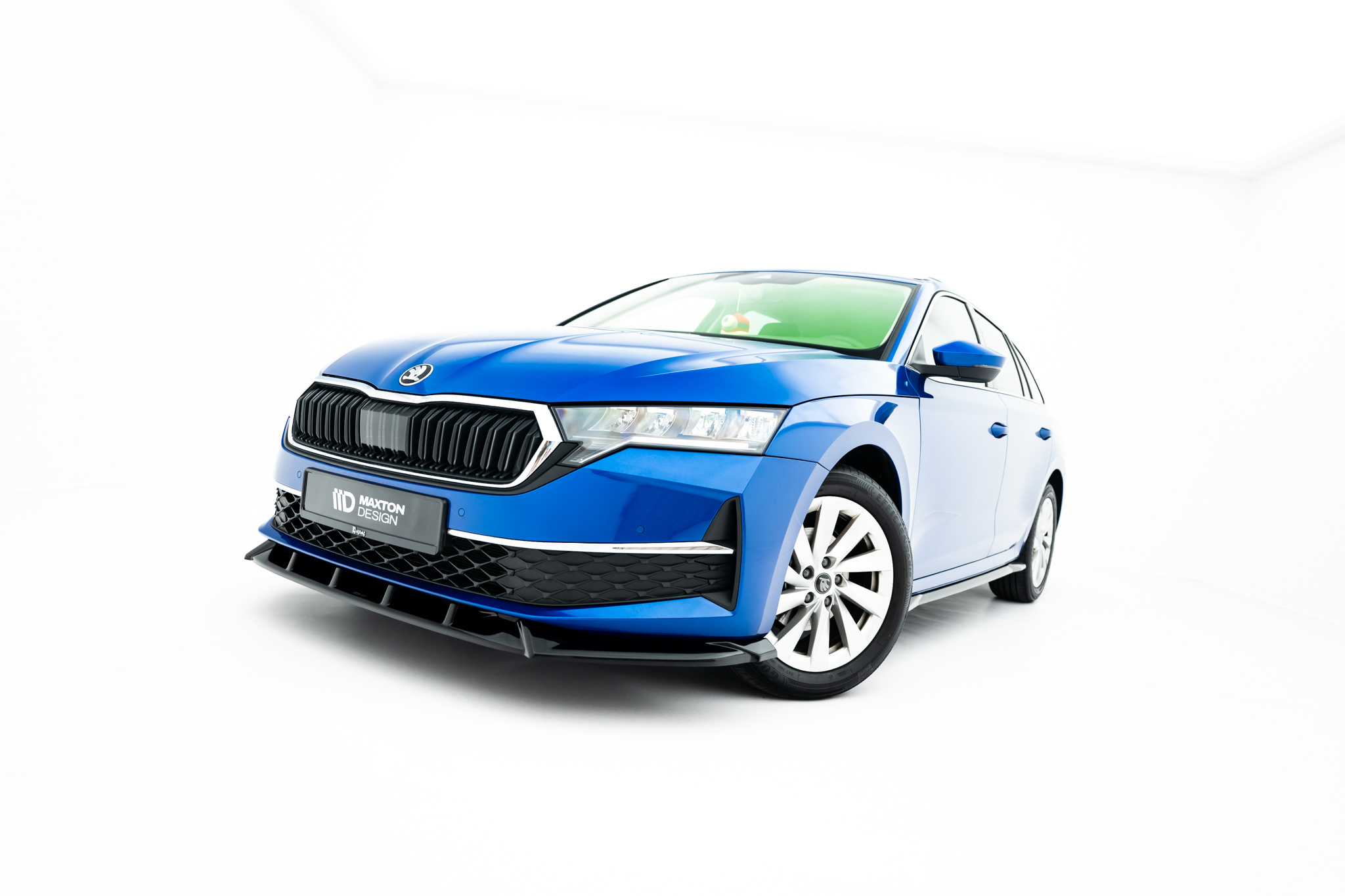 Skoda Octavia Liftback / Combi Mk4 Facelift 2024- Frontläpp ...